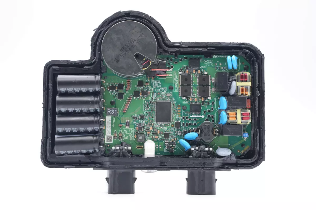 一种基于DAB变换器的单级微型逆变器控制方法-电源网星球号
